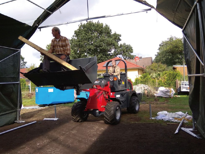 Wolf in the World-WOLF Equipment-Wheel loader, Excavator, Forklift